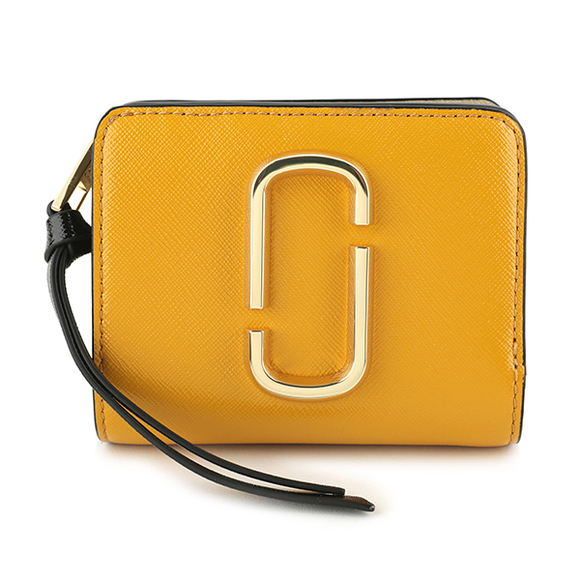Marc Jacobs | Bags | Marc Jacobs Bifold Wallet The Snapshot Leather ...